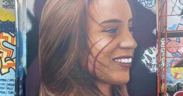 “Luana è stata risucchiata alle spalle dall’orditoio”, l’autopsia sulla ...
