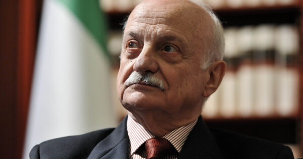 Mario Mori ci racconta come solo il Ros rimase a combattere la mafia ...