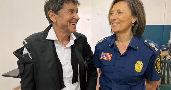 Chi è la moglie di Gianni Morandi, Anna Dan: "La sposerei altre 100 ...