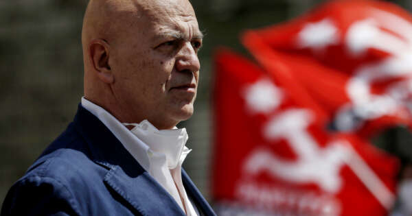 La tragicommedia del Partito Comunista di Marco Rizzo, "espulso" dai ...