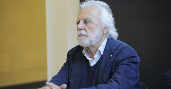 Sergio Staino in coma farmacologico, il fumettista di 'Bobo' ricoverato ...
