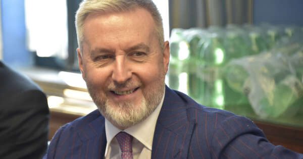 Guerini presidente Copasir, bloccato il blitz di Conte