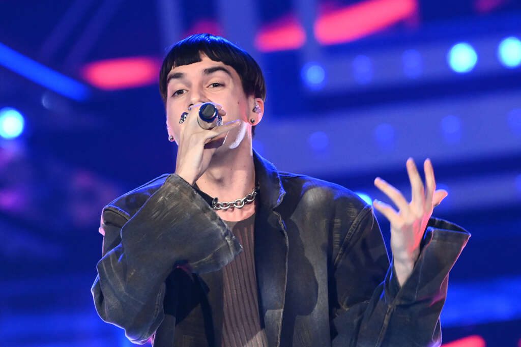 Chi è Sethu e perché si chiama così: il giovane rapper-punk a Sanremo ...