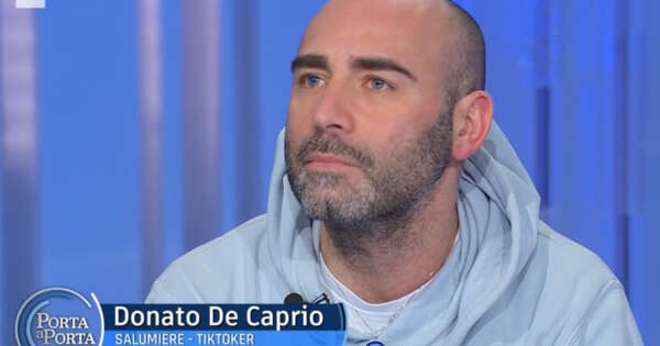 Il dolore di Donato De Caprio, il salumiere star di TikTok: "Non mi spiego perché mia madre è ...