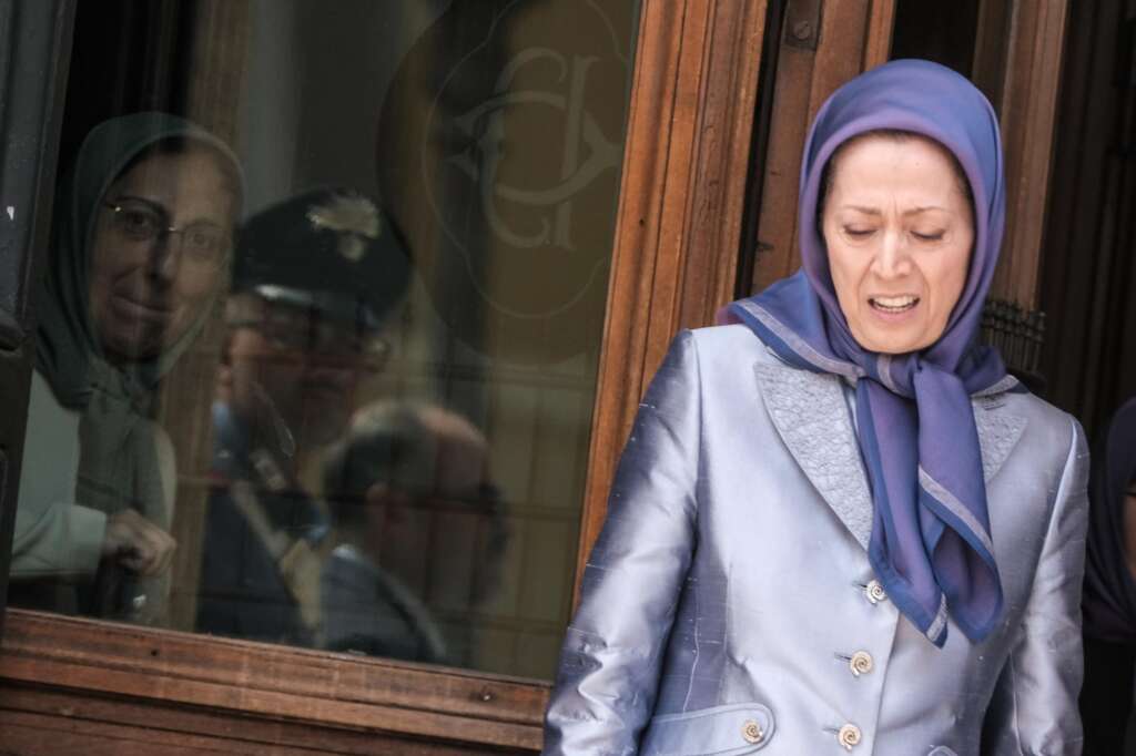 Chi è Maryam Rajav, leader del movimento dei Mujahedin al centro dell ...