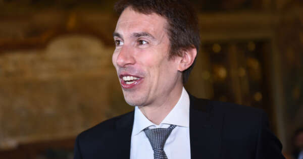 Giusto chiedere le dimissioni del direttore del Museo Egizio? "No ...