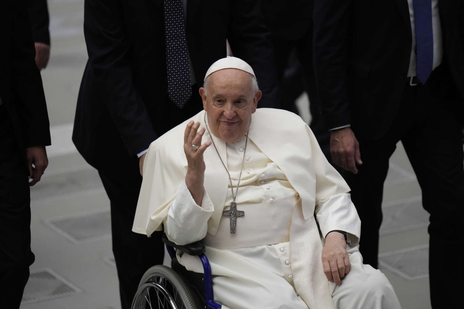 Chi sono i papabili: la conferma di Pietro Parolin e Luis Antonio Tagle ...