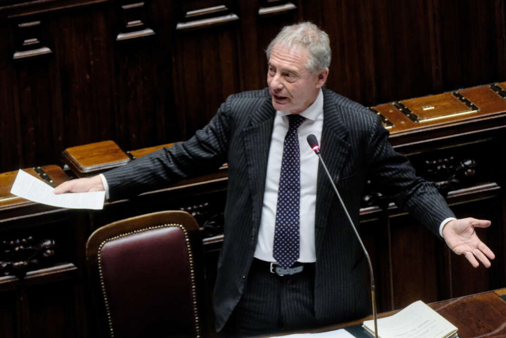 Adolfo Urso e l’olimpo dei gaffeurs governativi, le figuracce del ...