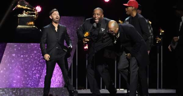 Killer Mike, il rapper ruba la scena ai Grammy 2024 e viene arrestato ...