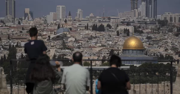 Yuri Arazi, l'imprenditore israeliano sotto le bombe: "Il mondo del ...